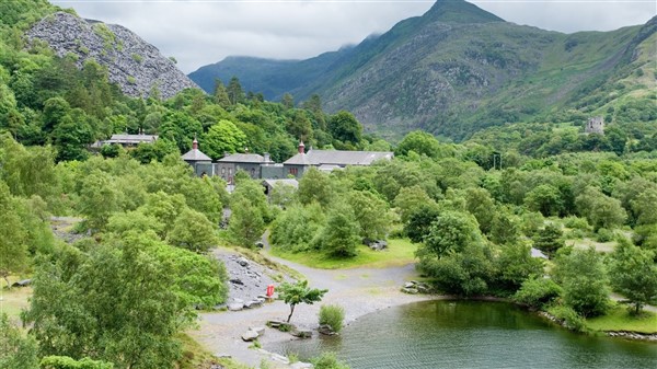 Snowdonia Free Bar - Royal Victoria